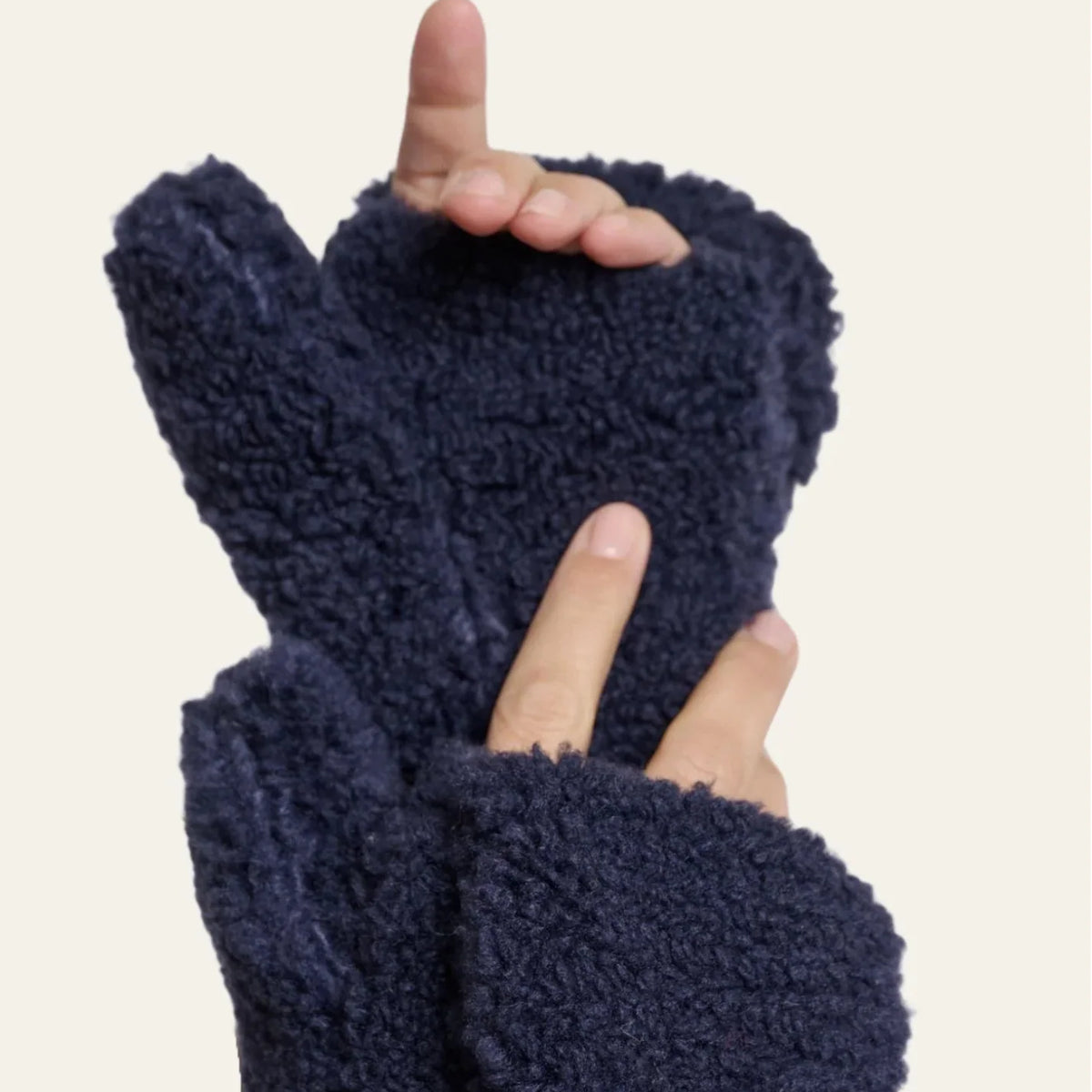 Aleida Teddy Gloves - Night Grey – Doodie Stark